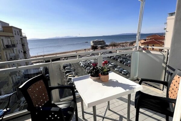 The Kiss Of The Sun - Follonica