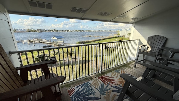 2br/ba 2nd Flr|boating$40/day+tax|parking$25/car+tax|limit 2cars|snowbird Rates - Orange Beach, AL