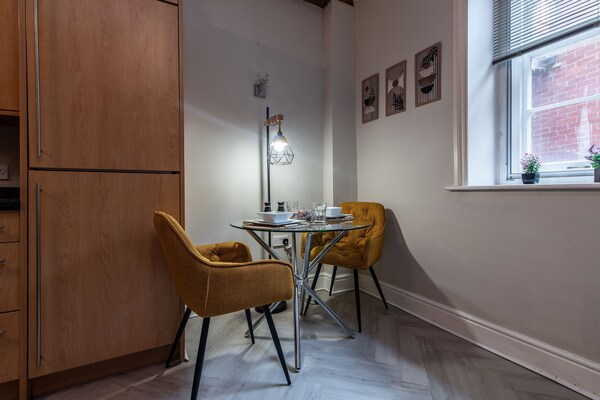 Charming 1-bed Near The Station - Nottingham