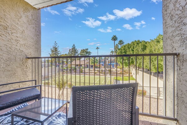 Peaceful Stay Close To Shops & Dining - Revolution, Mesa