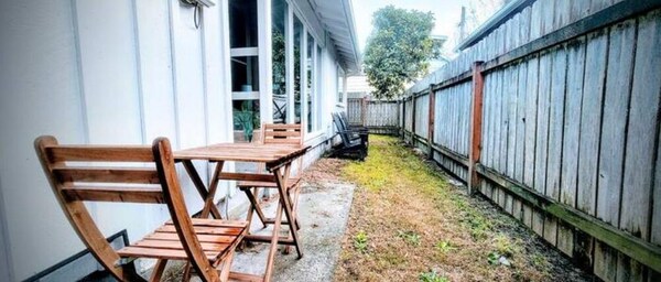 ¤Downtown ¤Luxury Designer Boutique ¤Jacuzzi Spa ¤Vintage Game Room ¤Sunroom ¤Ev - Long Beach, WA