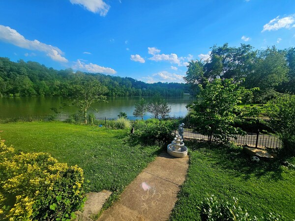 Charming 1850s Victorian On The Monongahela River - Nemacolin, PA