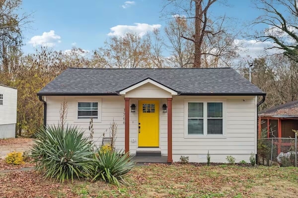 Charming And Modern 2br Cottage - Atlanta, GA