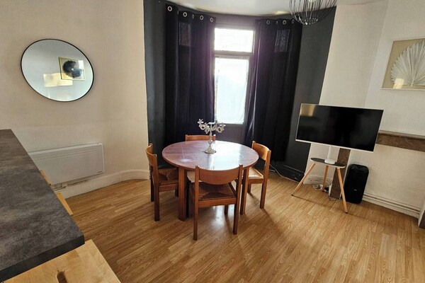 Le Rietz 2, Spacious And Bright Apartment - Arras