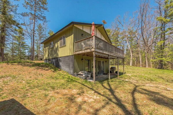 Twice Upon A Lake (Curran, Mi) Sleeps 6, Waterfront Off Crooked Lake. - Black Lake, Fairview