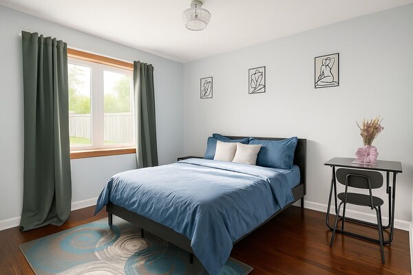 Newly Renovated 3br Family Retreat In North York, Near York U & Ttc Transit! - Toronto