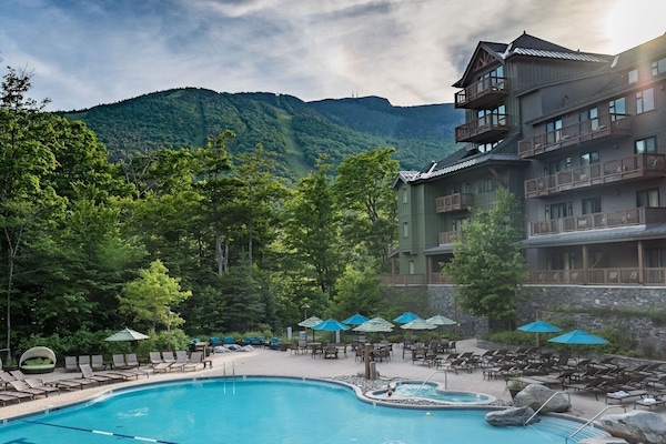 Spruce Peak Lodge | One Bedroom | Tall Timbers - Stowe, VT