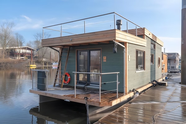 Boot 'Hausboot Mit Kamin' Mit Privater Terrasse Und Wi-fi - Hamburg