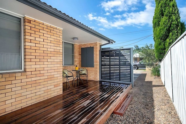 Prickly Pear Stays In Adamstown - Waratah