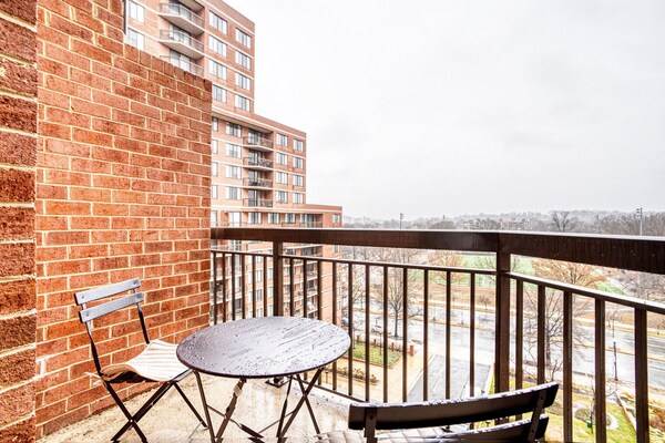 Blueground | Pentagon City, Rooftop, Nr Iwo Jima Memorial - Arlington, VA