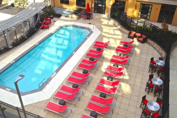 Blueground | Ballston, Pool, Nr Arlington Park - Arlington, VA