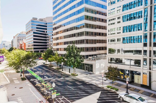 Blueground | Downtown, Gym, Nr National Mall - 阿靈頓