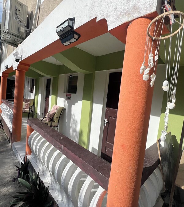 Charming 1-bedroom Apartment With Ac, Wifi In Enchanting Port Antonio - Port Antonio