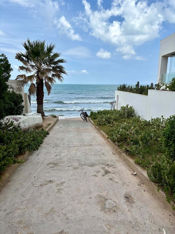 Marsa 2 Chambres Au Bord De La Plage - La Marsa