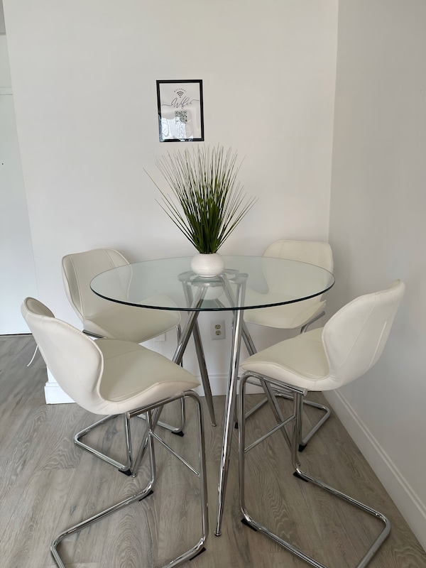 Cozy Condo In Arlington - Near Metro & Minutes From Dc - Sleeps 4 - アーリントン, VA