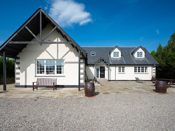 Mountain View Lodge By Interhome - Loch Ness