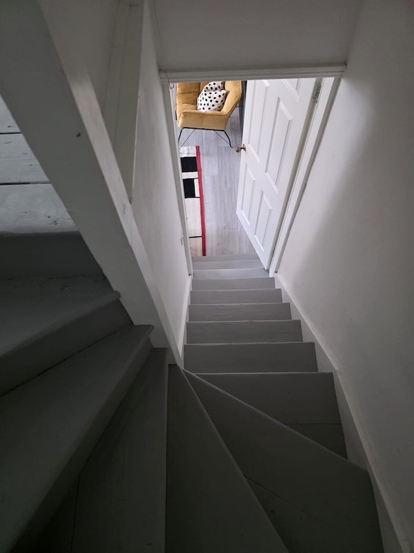Bright & Cosy 2 Bed House - Leeds