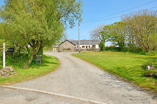 Finest Retreats - Hawthorn Barn - Clovelly