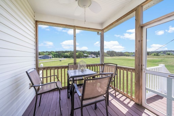 Fairway Stay - Gorgeous Golf Course Home! - Chincoteague, VA