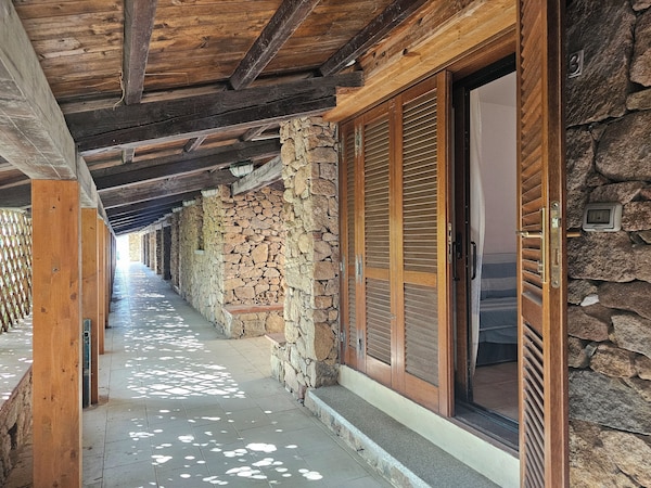 Two-room Apartment With Patio "Marine 3" - Gulf Of Marinella - Golfo Aranci