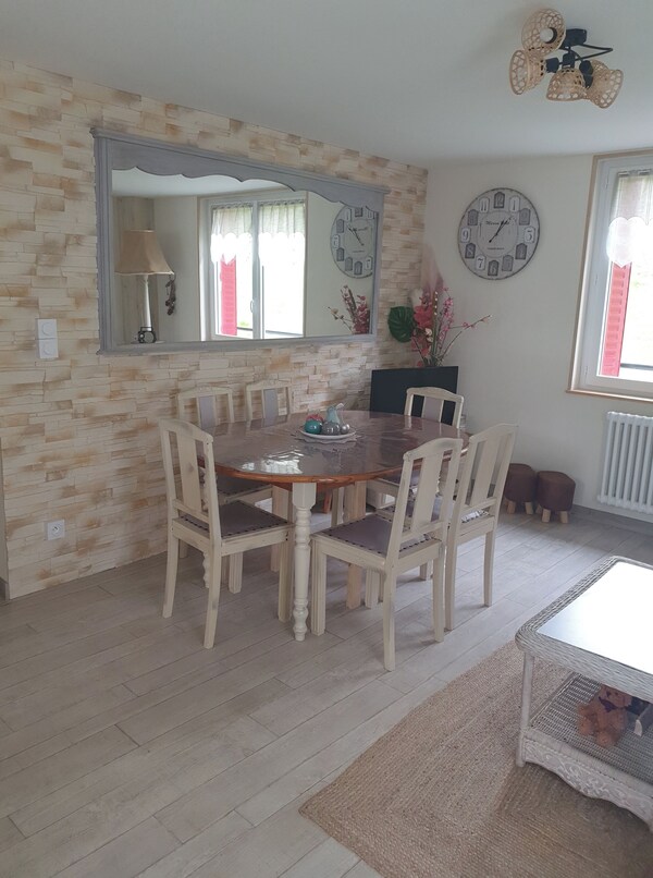Agréable Appartement Au Calme Avec Terrasse Sur Les Hauteurs De La Bourboule. - Lac de Guéry