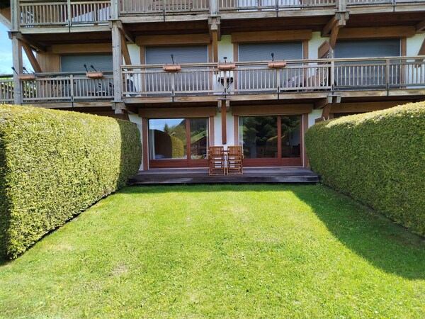 Apartment With Garden On The Snow Front - Megève