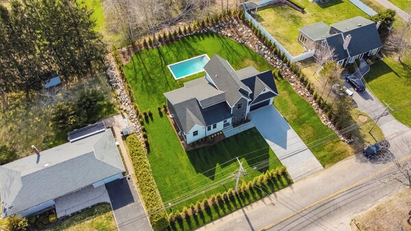 Chic North Fork Haven With Pool & Firepit - Minutes From Beaches, Wineries... - Riverhead