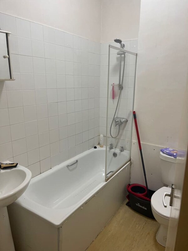 Sleeps 4, Pet-friendly | 10 Min Walk To Paddington - London Paddington Station