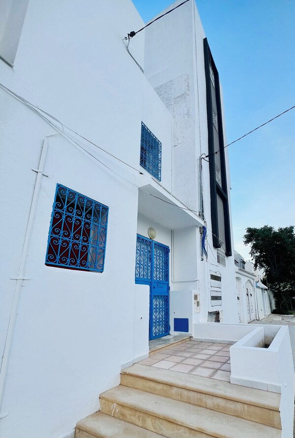 Spacious House Located In The Center Of The City Of Hammamet - Hammamet