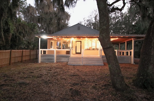 New Waterfront Home On Beautiful Crescent Lake W/ Private Dock In Crescent City - Crescent City, FL
