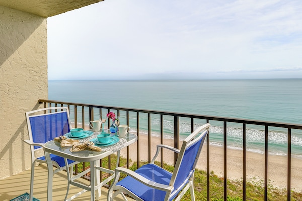Hutchinson Island Condo W/ Views & Pool Access - Fort Pierce, FL