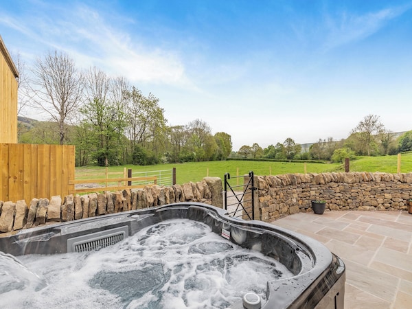 1 Bedroom Accommodation In Hope Valley - Castleton