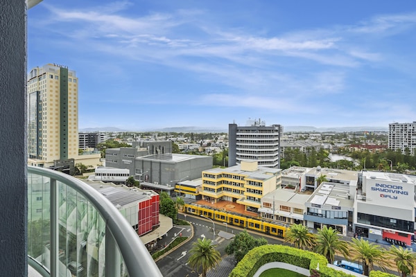 Comfy Deluxe Twin Room At Legends Resort - Q Stay - Gold Coast