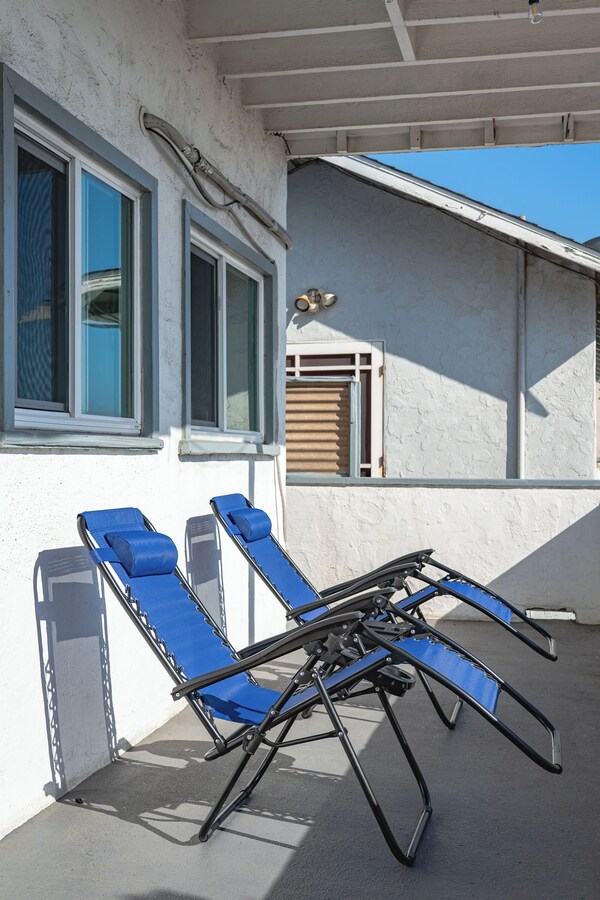 2br Luxury Getaway 3 Mins To The Beach + Ocean Views - Redondo Beach, CA