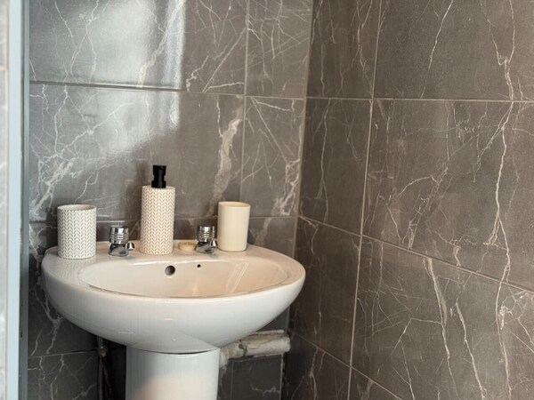 Luxury Flat By Tower Bridge - London