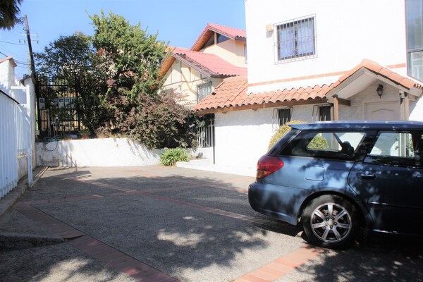 Amplia Casa En Reñaca, Viña Del Mar, Para 10 Personas - Concón