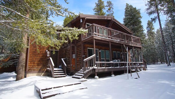 Spacious Condo Near The National Parks - Island Park, ID