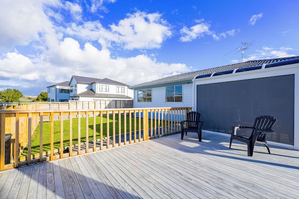 Stunning Two Bedroom House In In Half Moon Bay - Auckland