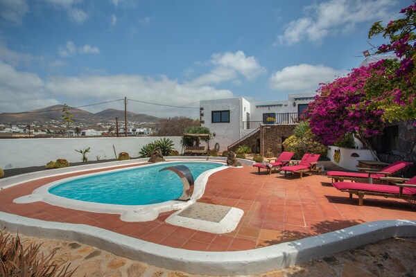 Vacaciones 'Camelio' Con Vistas A La Montaña, Piscina Privada Y Terraza Privada - Puerto del Carmen
