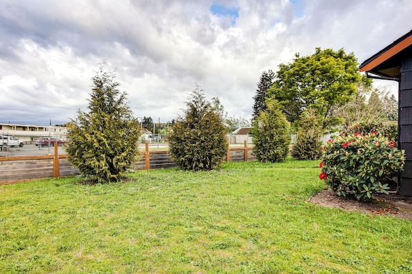 3 Mi To Emerald Downs: Pet-friendly Home - Federal Way, WA