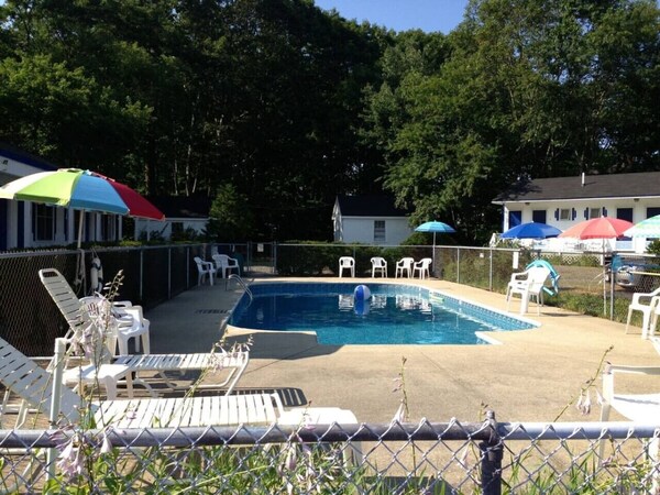 Cozy Stay | Pool & Parking - Biddeford, ME