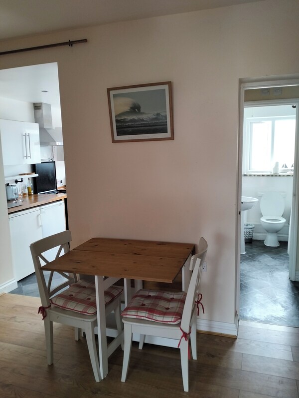 A Cute Flat Just 600m To The Beach With Private Parking. You Are Welcome! - St Agnes