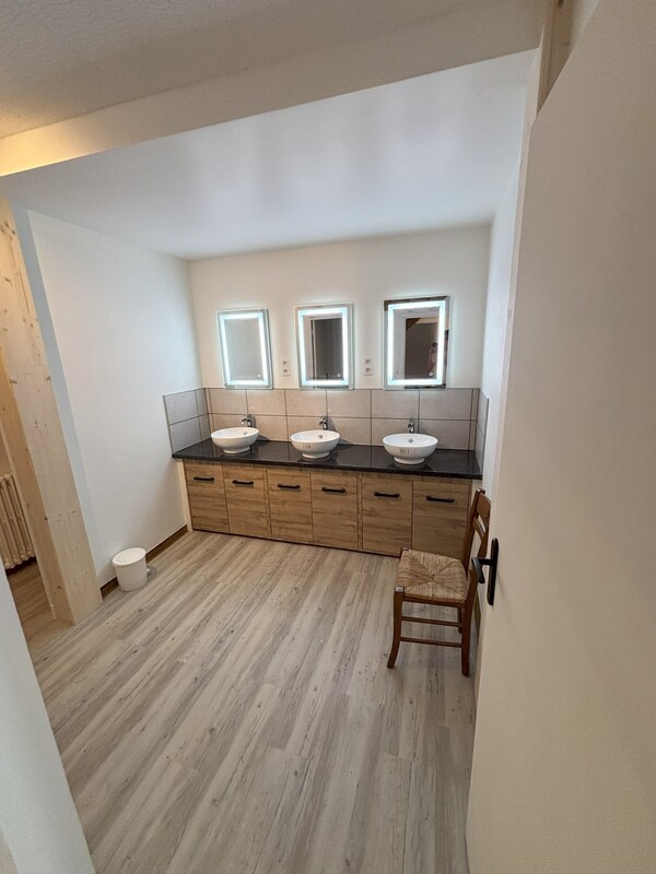 Le Villard ; Appartement "Adrech", Situé Au Cœur Du Queyras (170m² à Abriès) - Abriès