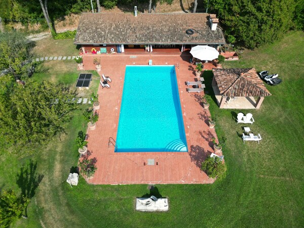 Chambre "La Cavallina Suite" Avec Piscine Partagée, Jardin Partagé Et Wi-fi - Torri del Benaco