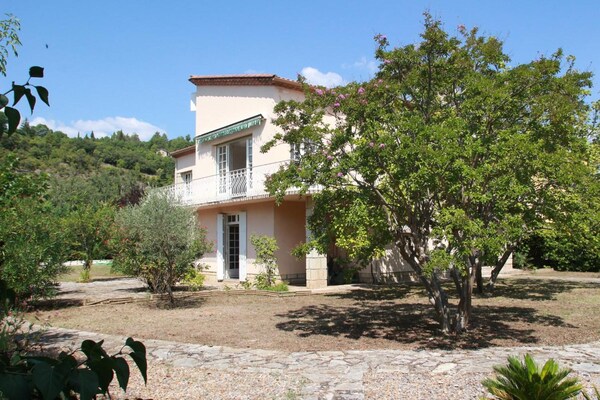 Appartement "Loudéro" Avec Piscine Partagée, Terrasse Privée Et Wi-fi - Bédarieux