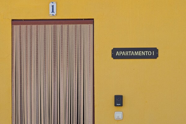 Apartamento 'Turístico 1 Sardón De Los Frailes'  Piscina Compartida Y Wi-fi - Fermoselle