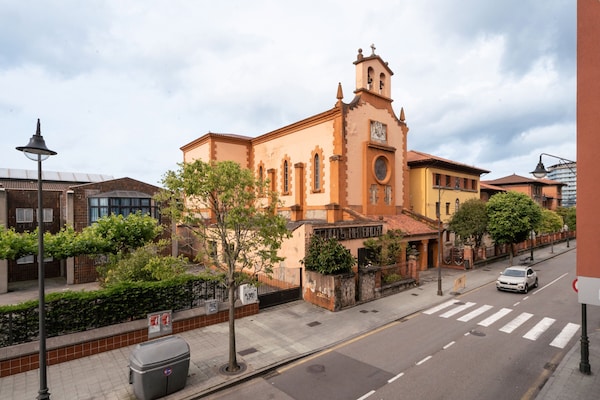 Casa De Vacaciones 'Little Yellow House' Con Terraza Privada - Gijón