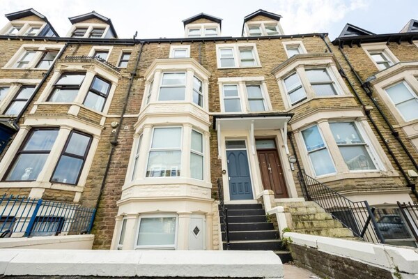 Morecambe Bay Stays Apartment 7 - Morecambe