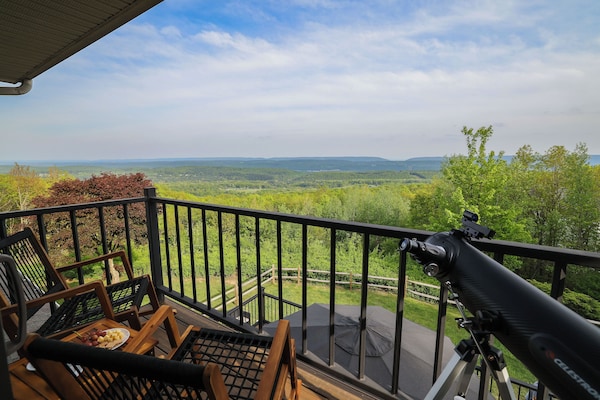 Unbeatable Mountain Views, Tons Of Outdoor Space, Hot Tub, Close To Jim Thorpe! - Jim Thorpe, PA