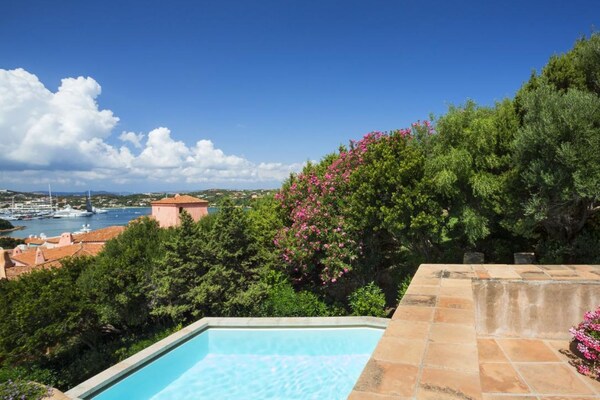 Ambassador Villa With Private Pool And Breathtaking Views - La Maddalena
